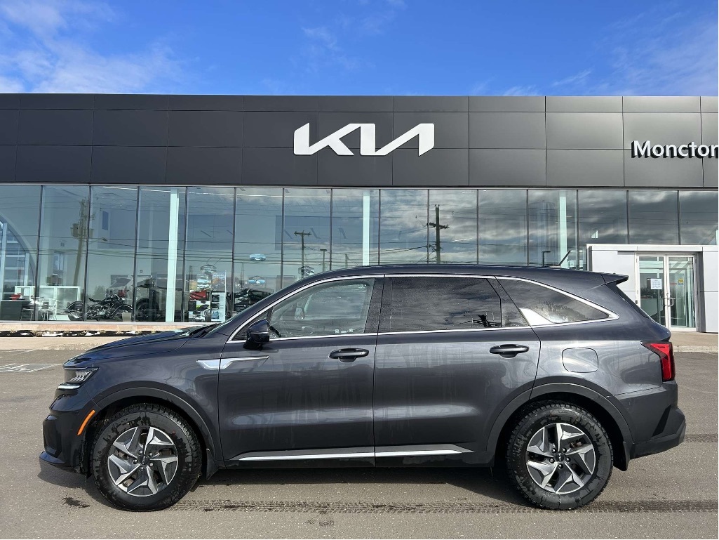 2022 Kia Sorento Hybrid in Moncton, NB | Moncton Kia - KNDRGDLG3N5077555