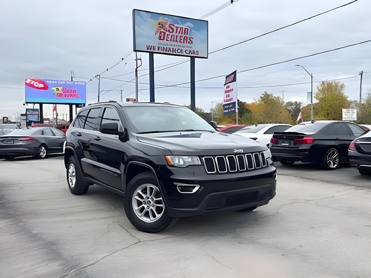 2018 Jeep Grand Cherokee Laredo 4x4 AWD MINT MUST SEE WE FINANCE ALL ...
