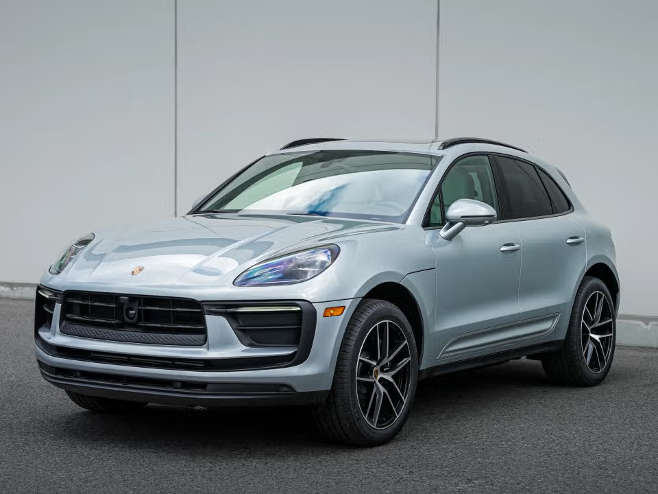 Porsche Centre Kelowna - Véhicules à vendre | AutoHebdo.net