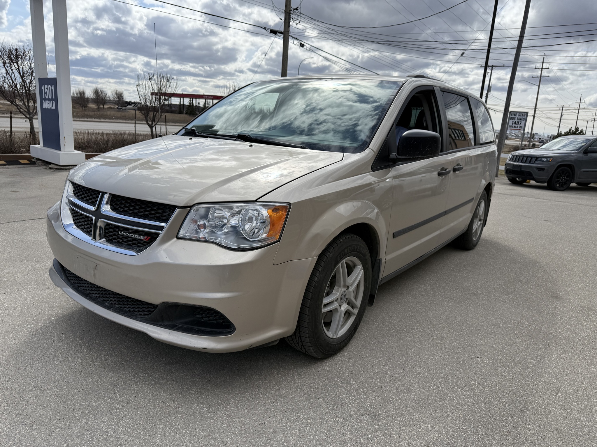 2015 Dodge Grand Caravan in WINNIPEG, MB | Vickar.com - 2C4RDGBG5FR557614