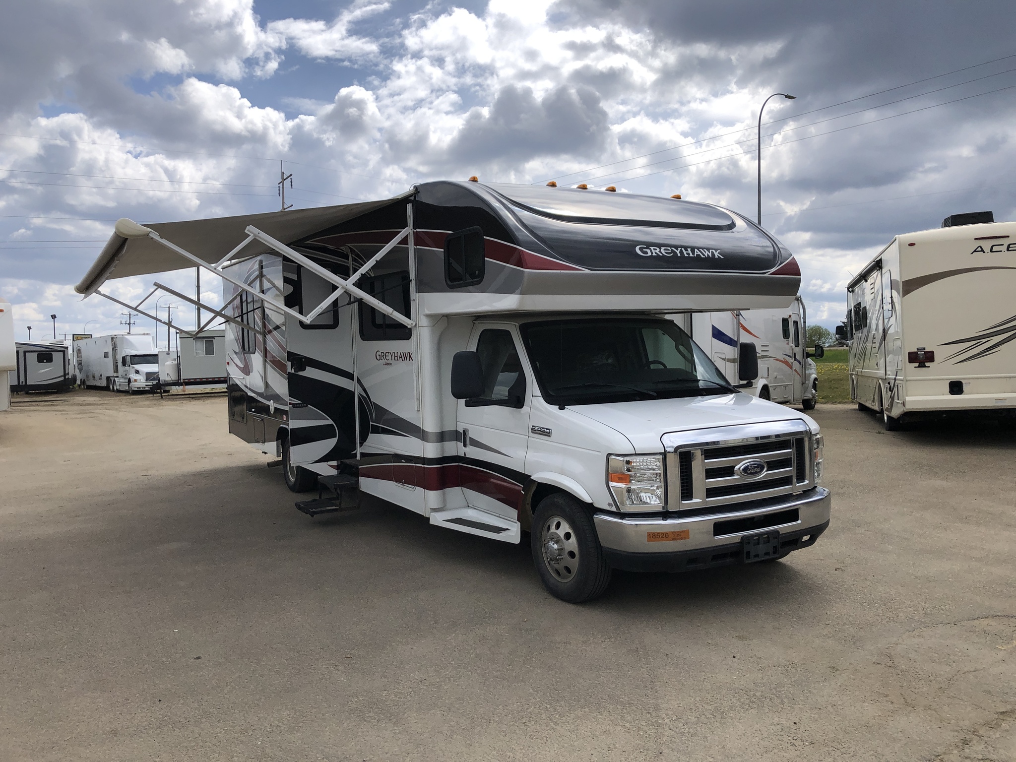 2013 Jayco Greyhawk in Stony Plain, AB | Competition RV - 1FDXE4FS1DDA45040