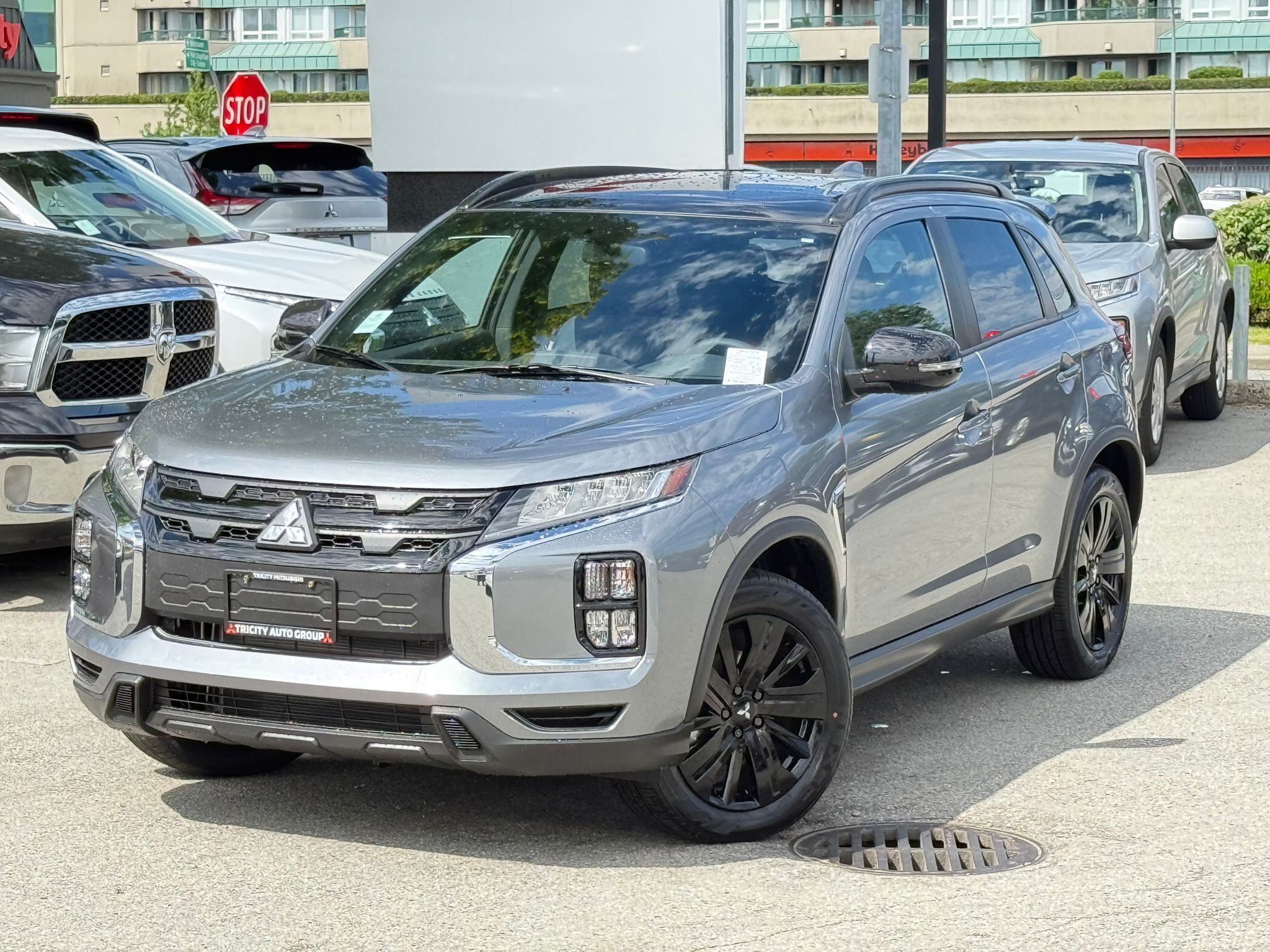 2025 Mitsubishi RVR Noir - Black Alloy Wheels, Black Side Mirrors in ...