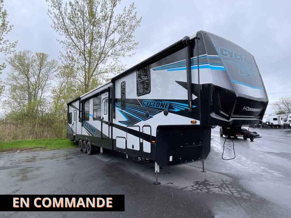 2026 Heartland Cyclone 4014C CARGO à Montmagny, QC - Centre du VR ...