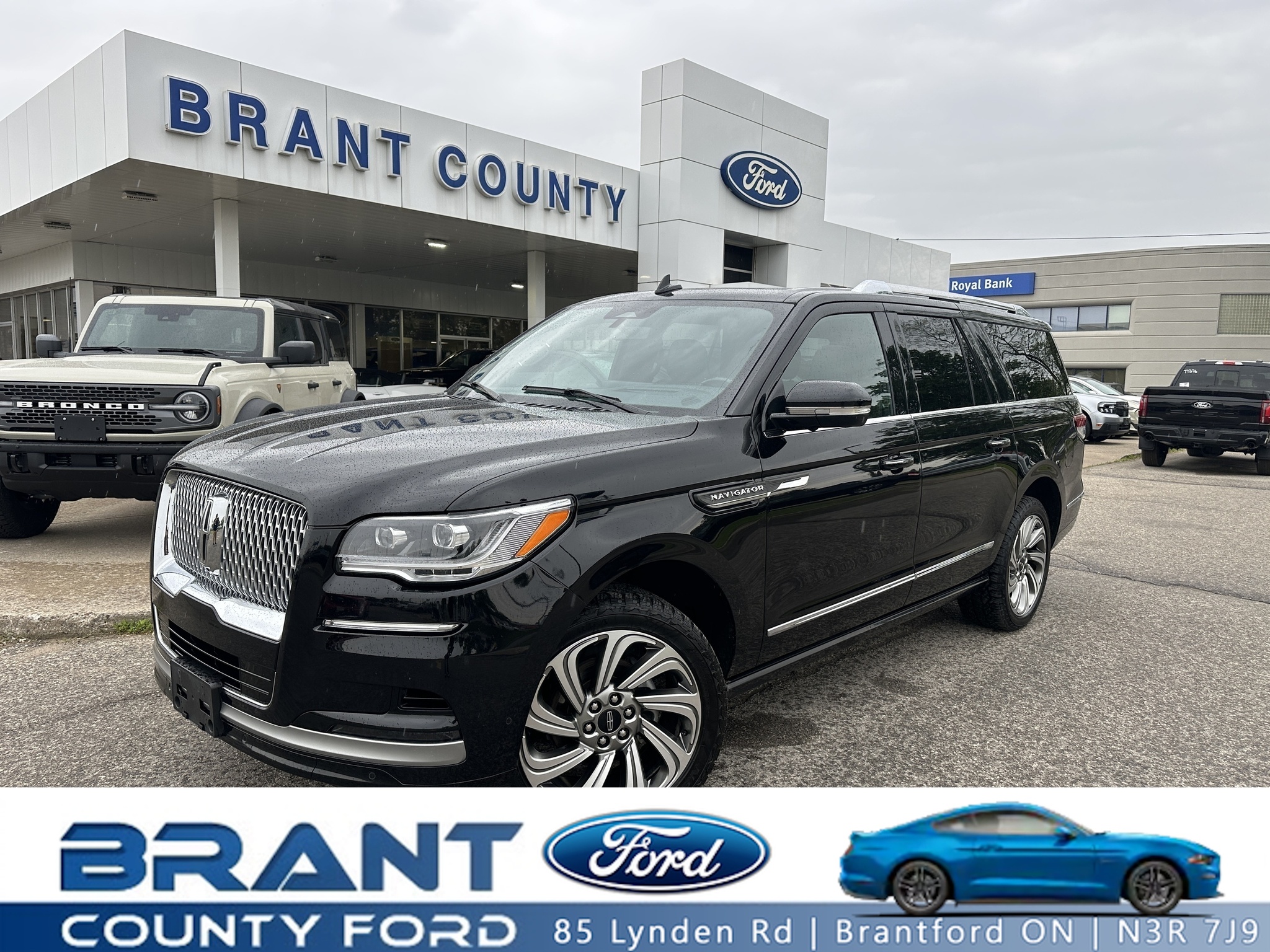 2023 Lincoln Navigator in Brantford, ON | Brant County Ford ...