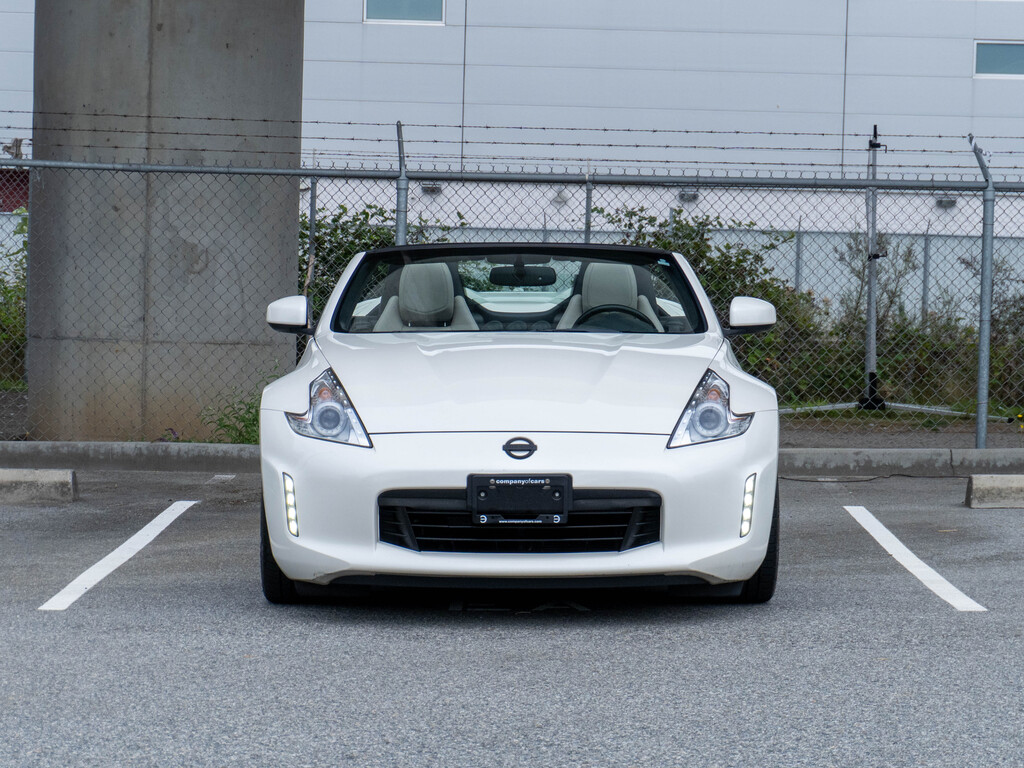 2015 Nissan 370Z » Company of Cars