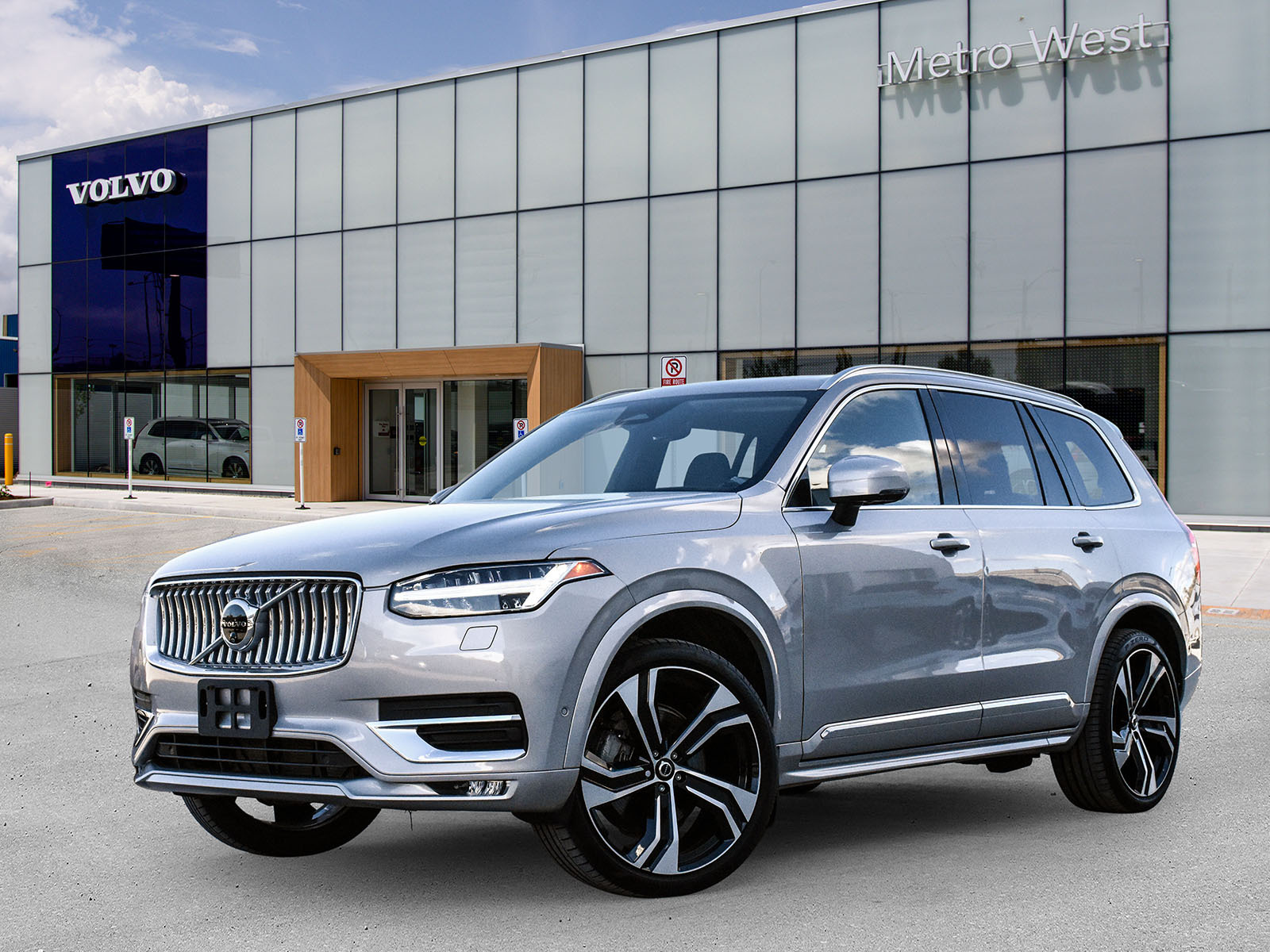 Terrific 2024 Volvo Xc90 B6 Ultimate Bright Theme 7 Seater Pictures