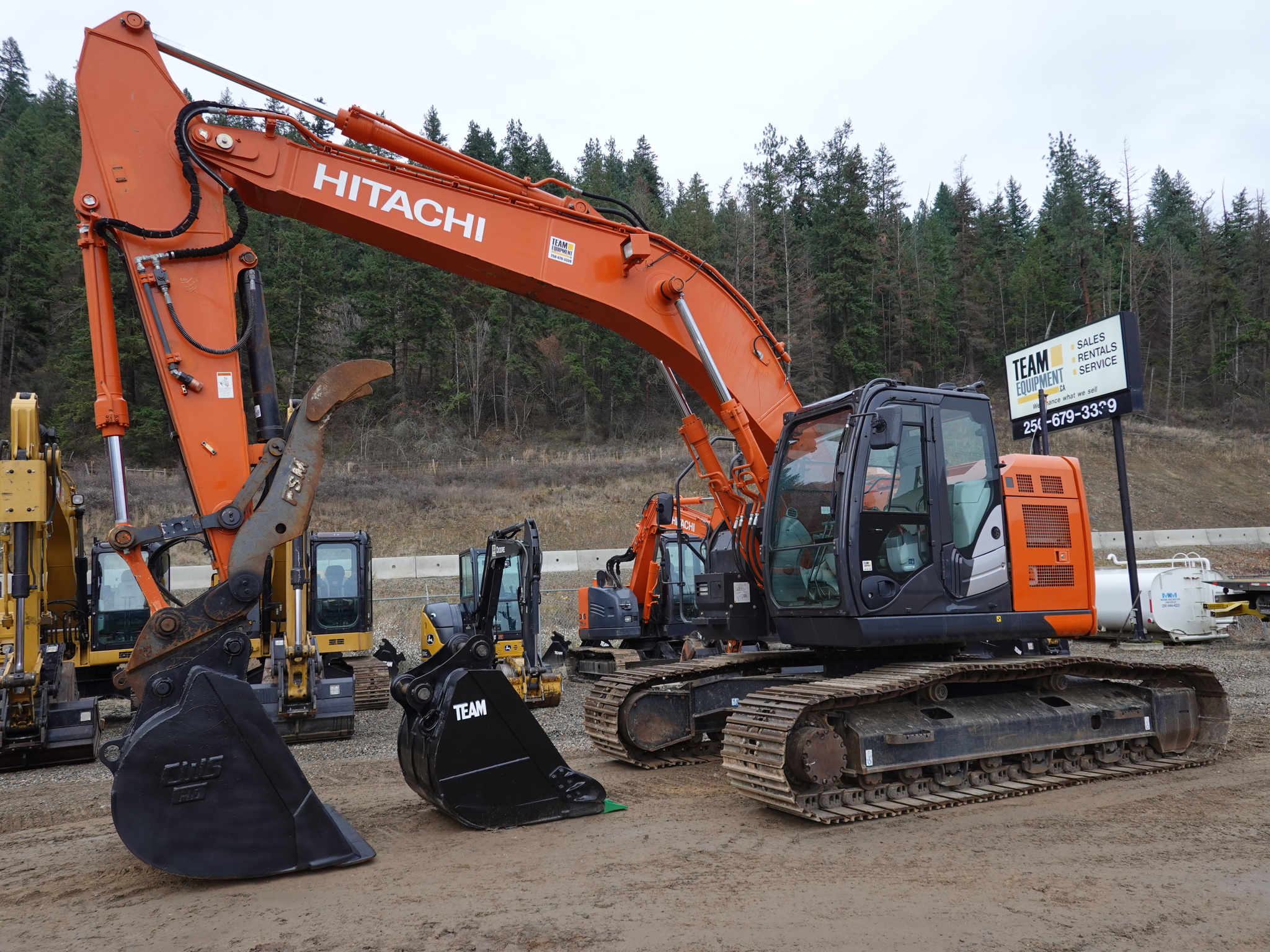 2020 Hitachi ZX245LC-6 in Chase | TEAM EQUIPMENT LTD. - 68729660